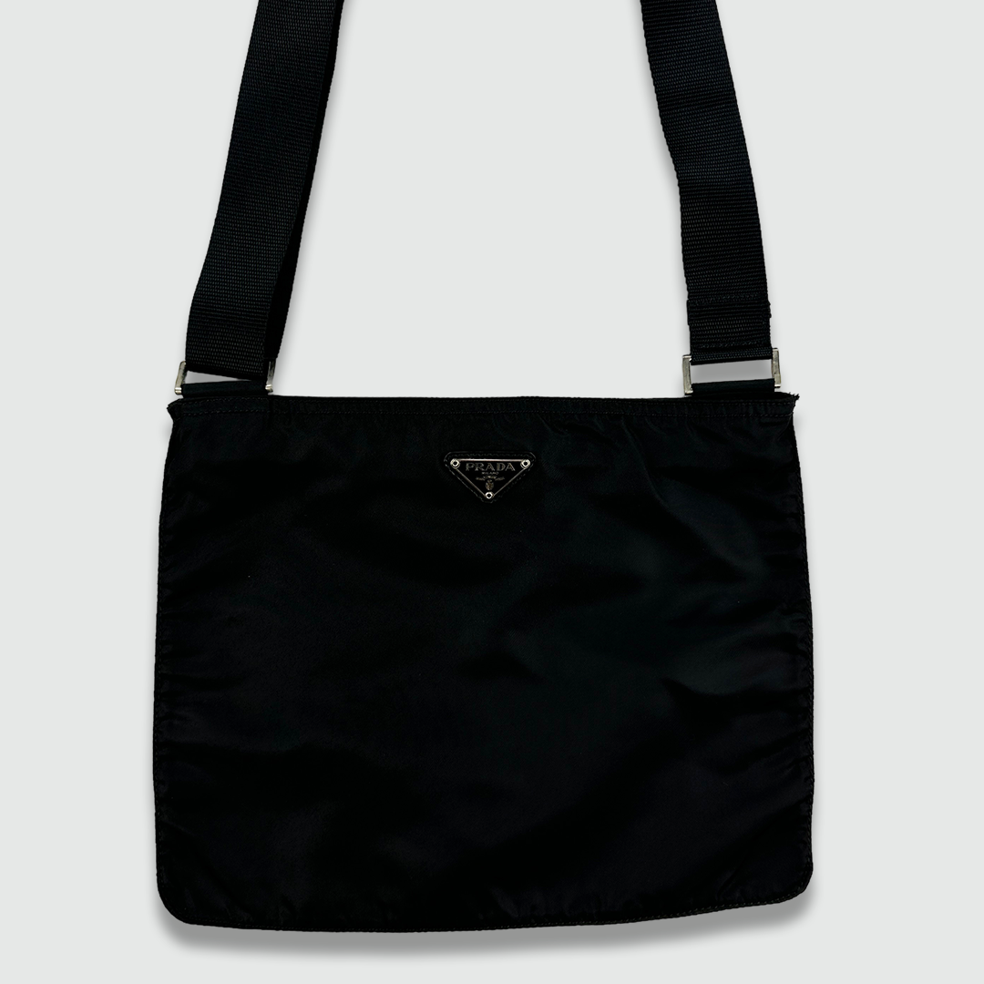 Prada Nylon Side Bag – PASTDOWN
