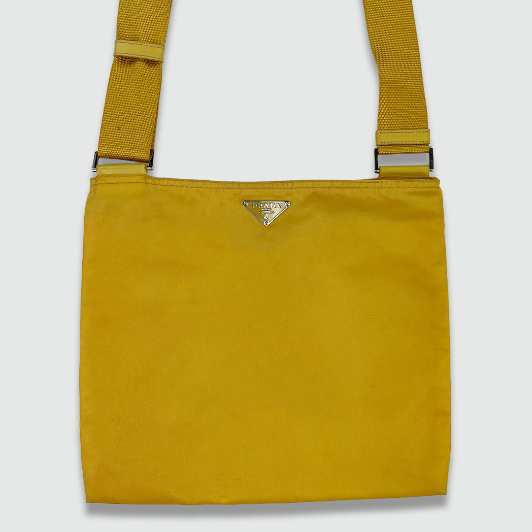 Prada Nylon Side Bag – PASTDOWN