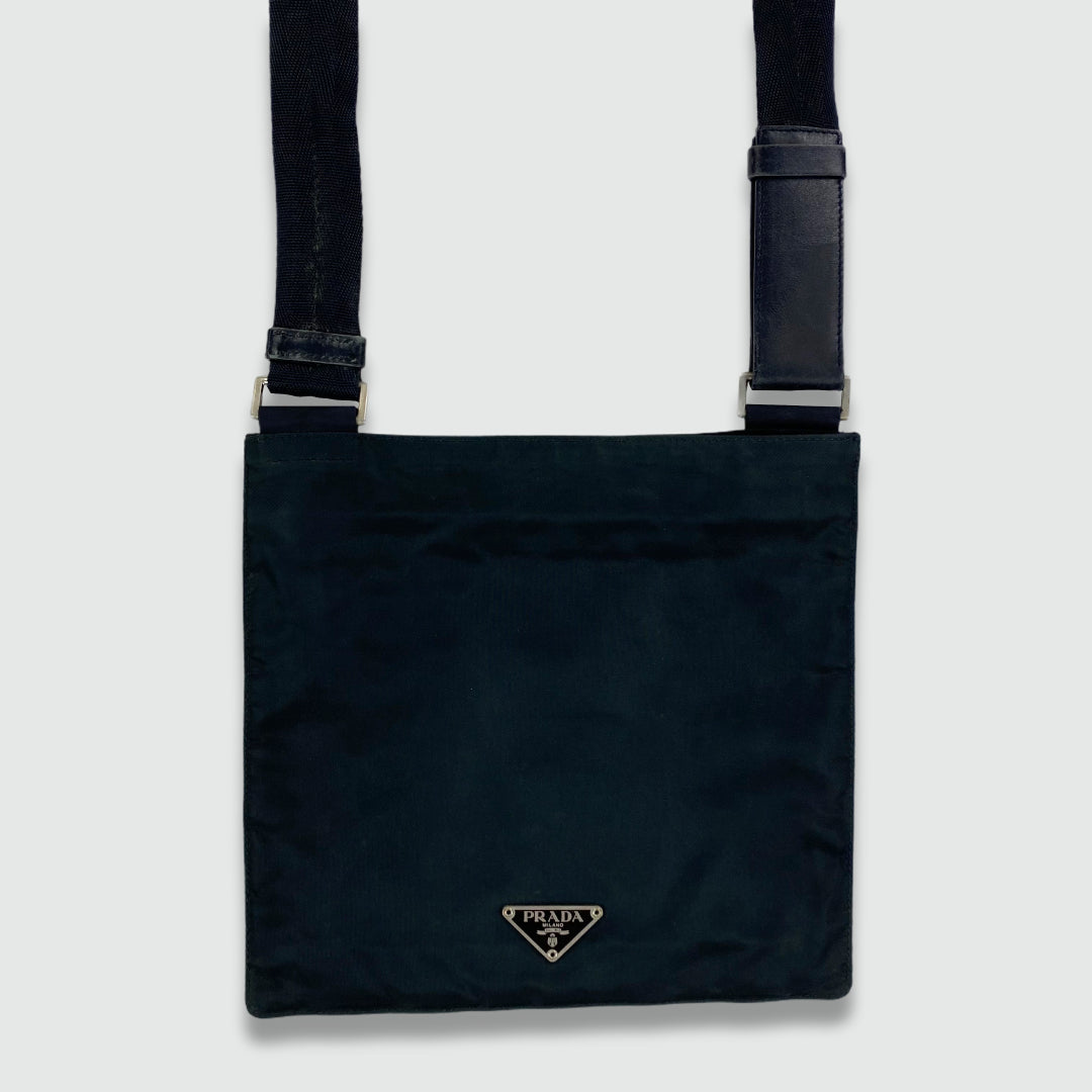 Prada Nylon Side Bag – PASTDOWN